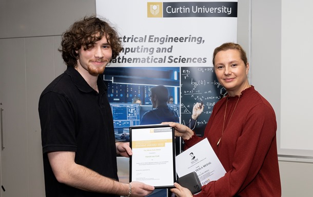 Patrick Lee Croll wins Tesla Medal at Curtin! | Tesla Forum